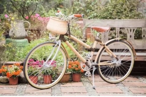 Throwback Thursday: When Gucci and Every Other Luxury Brand Made a ...